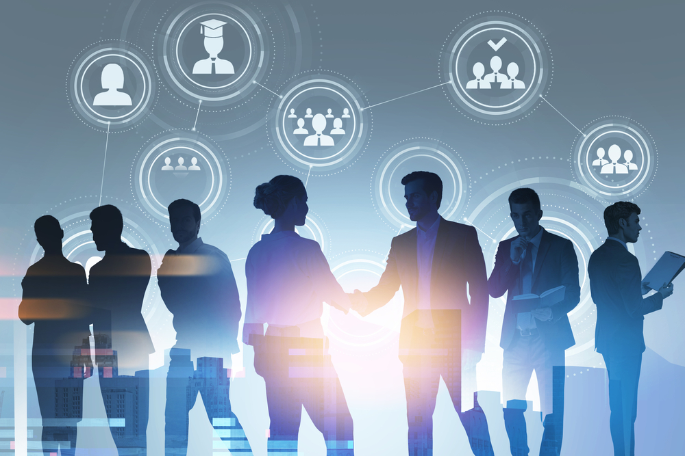 Choosing A College The Benefits Of A Strong Alumni Network Collegenroll